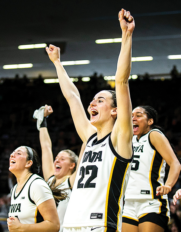 Clark hits 2K; Iowa clobbers Dartmouth | News, Sports, Jobs - Times ...